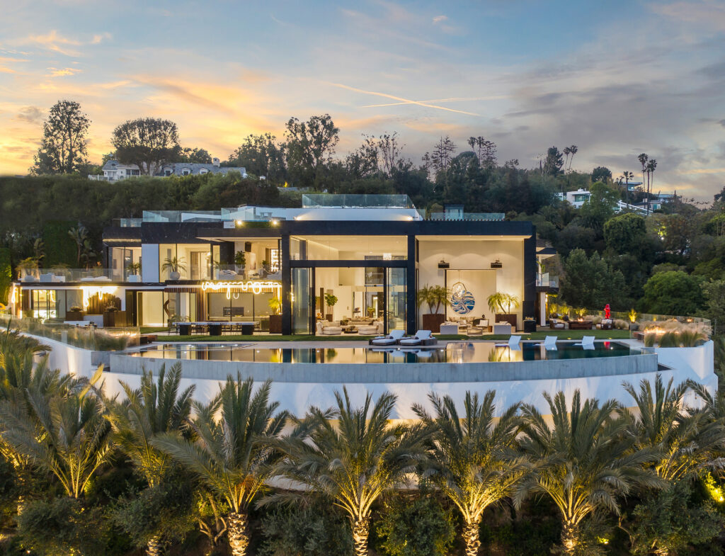 Mind-blowing futuristic mansion goes on the market – complete with ...