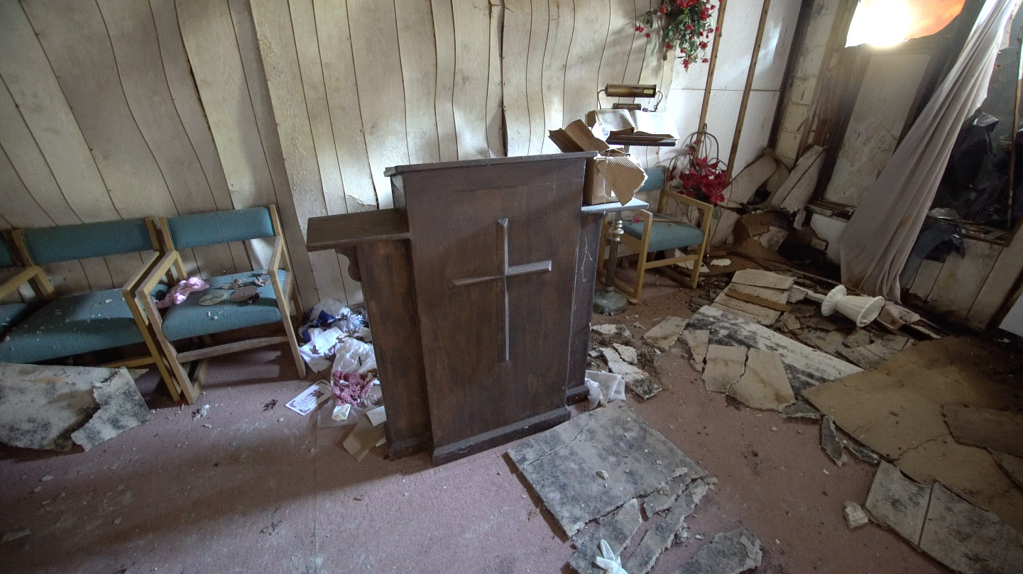 Step inside the abandoned funeral home where BODIES were left to rot ...