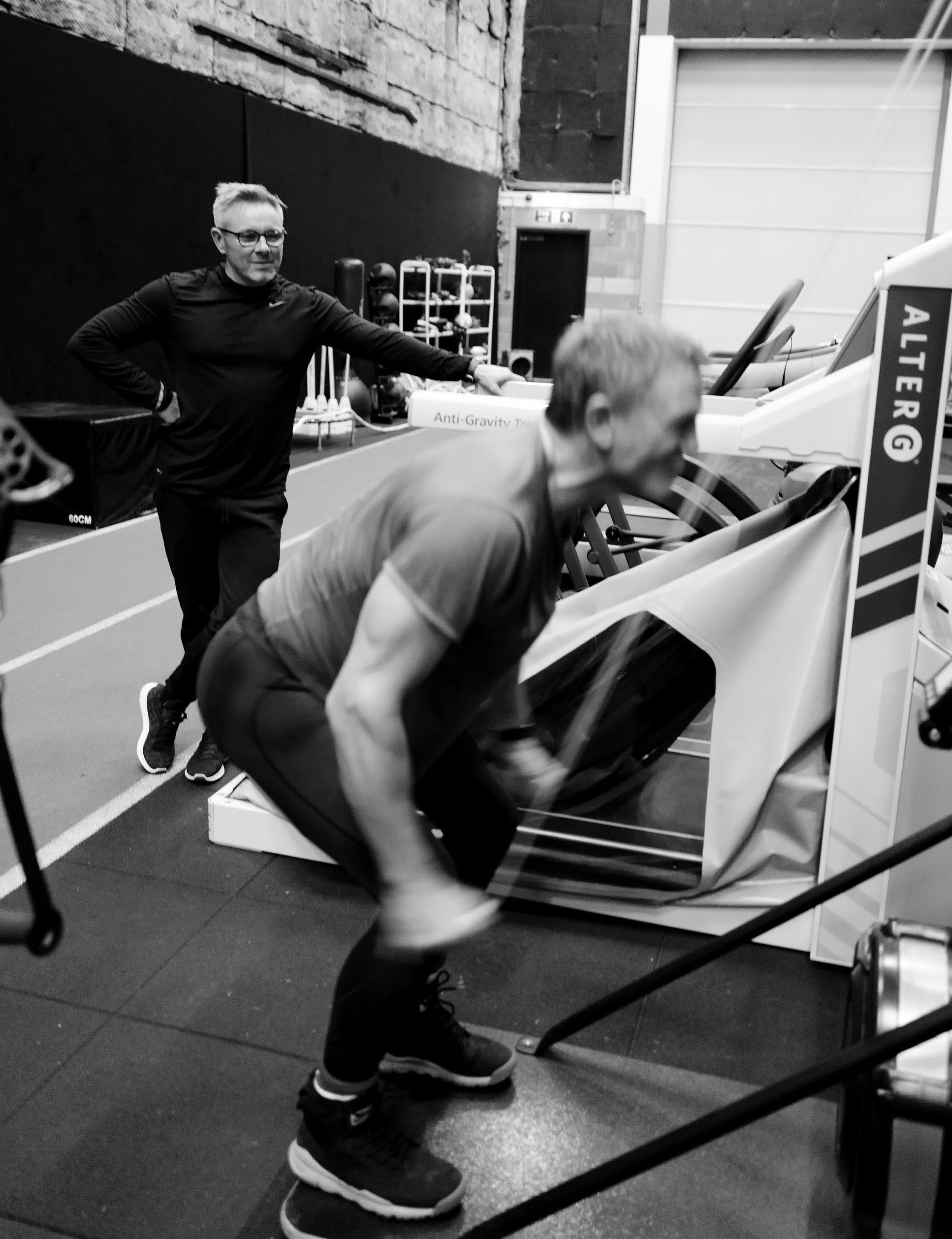 James Bond's trainer shares GRUELLING workout to do if you want to look ...