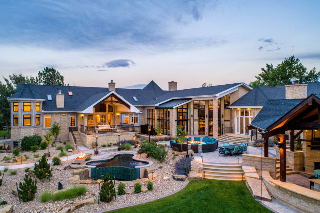 Incredible mansion goes on sale for £5.5m – complete with its own LAKE ...