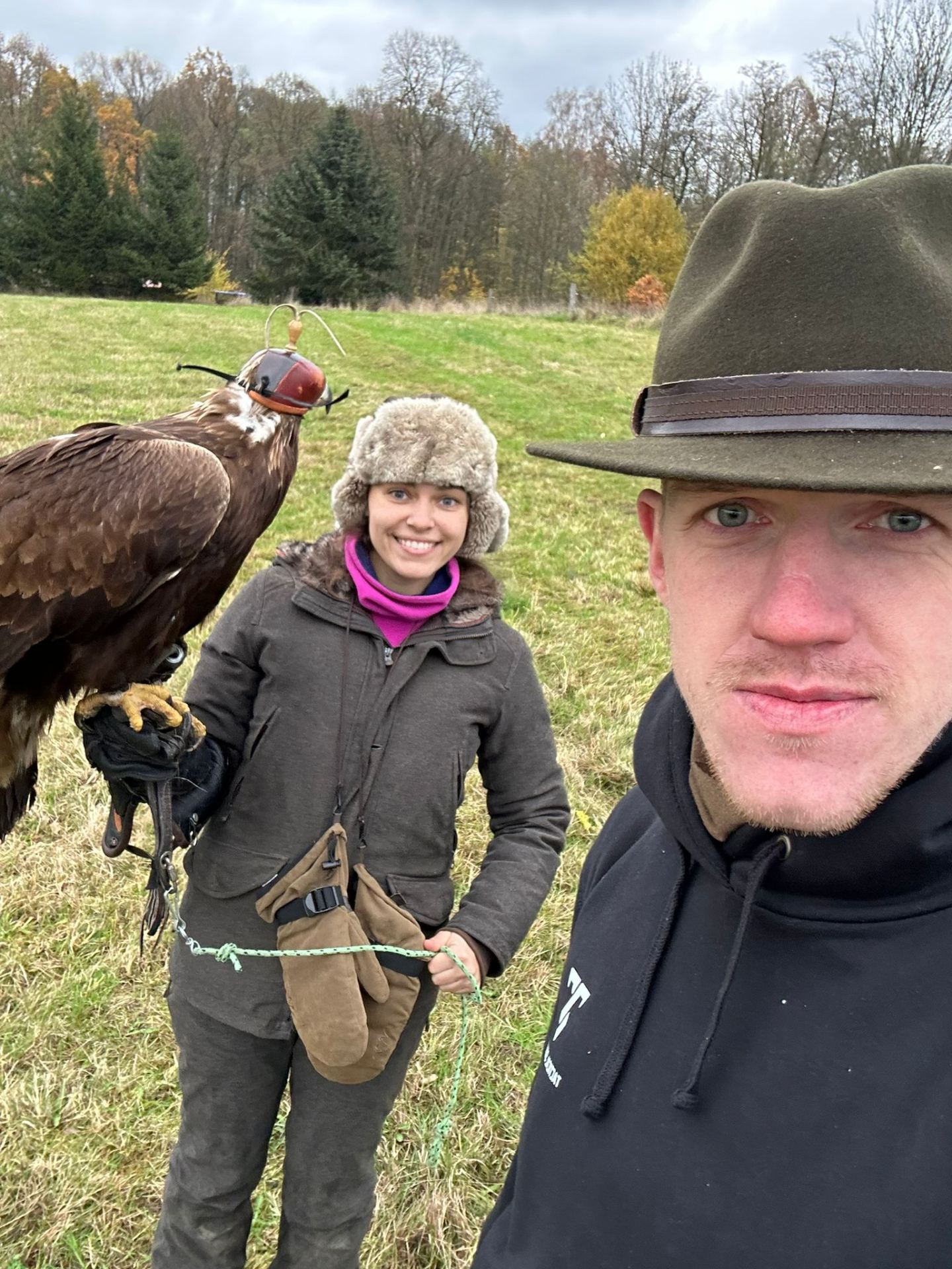 Female hunter dubbed ‘murderer’ teams up with boyfriend to hunt more ...