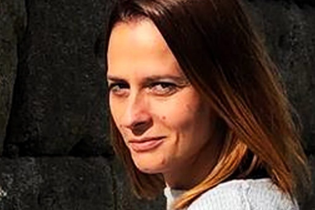 Staff ‘hid Fatal Blunder After Mum Of Two Died During Boob Job Need