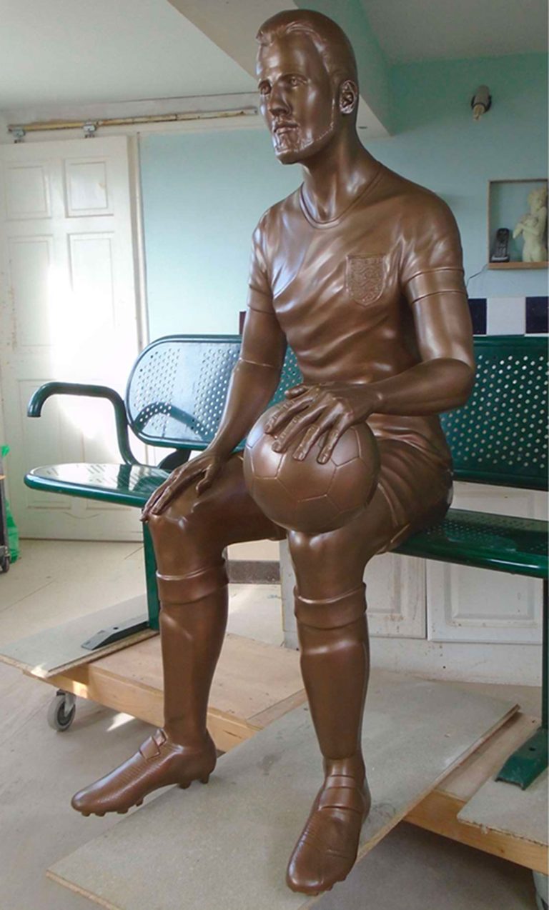 Harry Kane statue wasn't installed at station over fear trains would ...