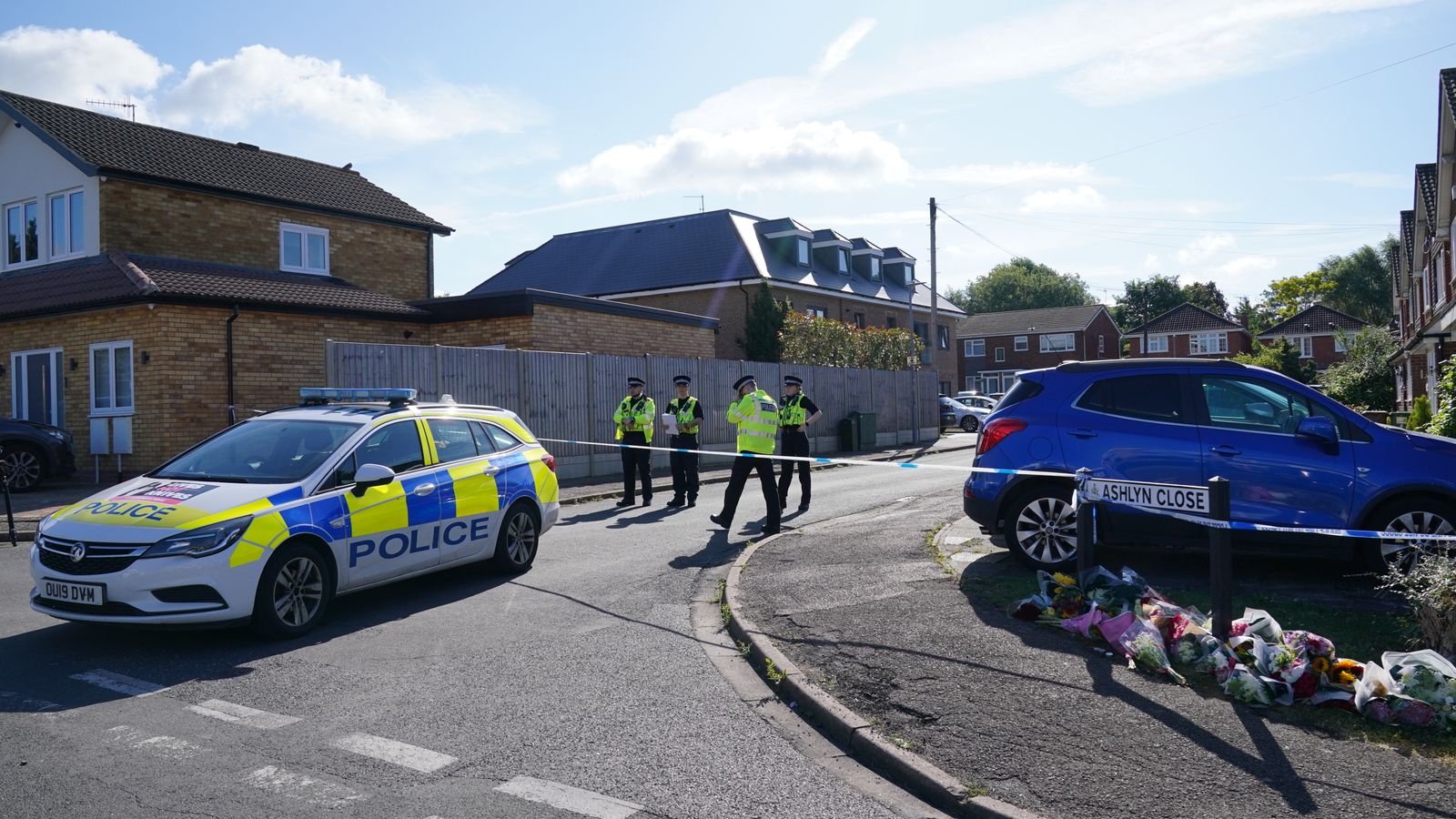 Bushey triple murder - police intensify searches amid tributes for ...
