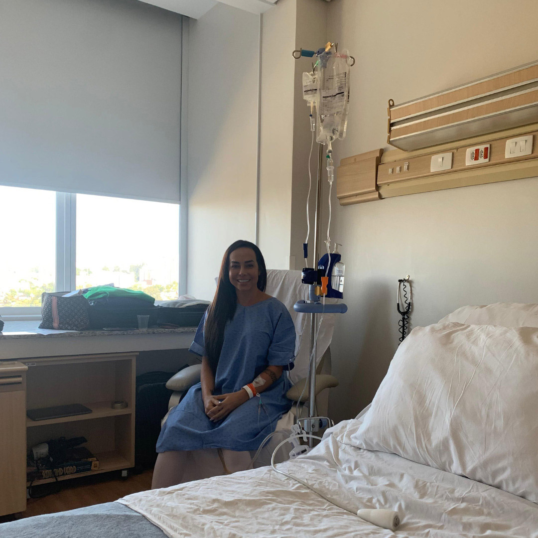 Model, 42, wins beauty pageant after beating bowel cancer | Need To Know