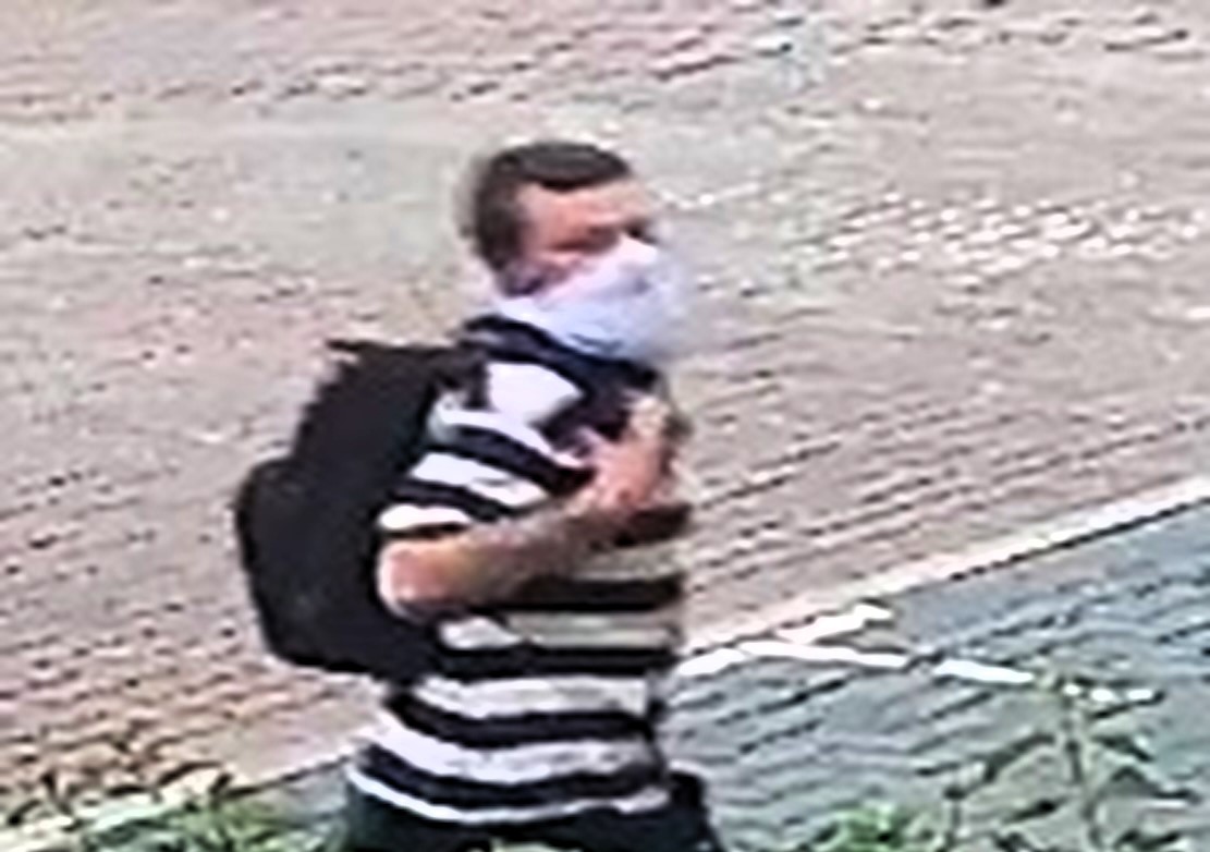 Suspect being hunted after burglary mocked…for looking like burglar in ...