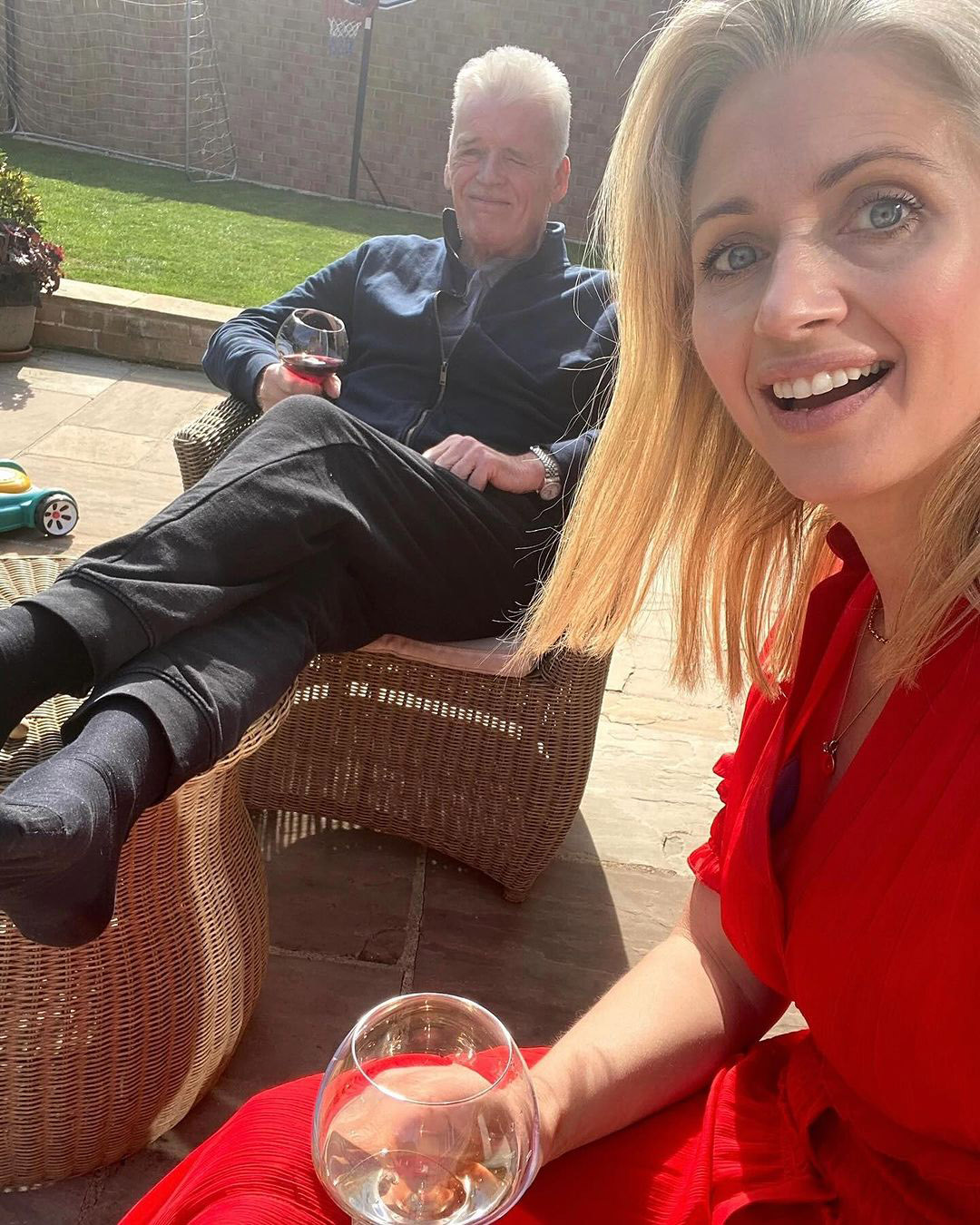 Ex-footballer Gordon McQueen left over £320,000 to family, with big ...