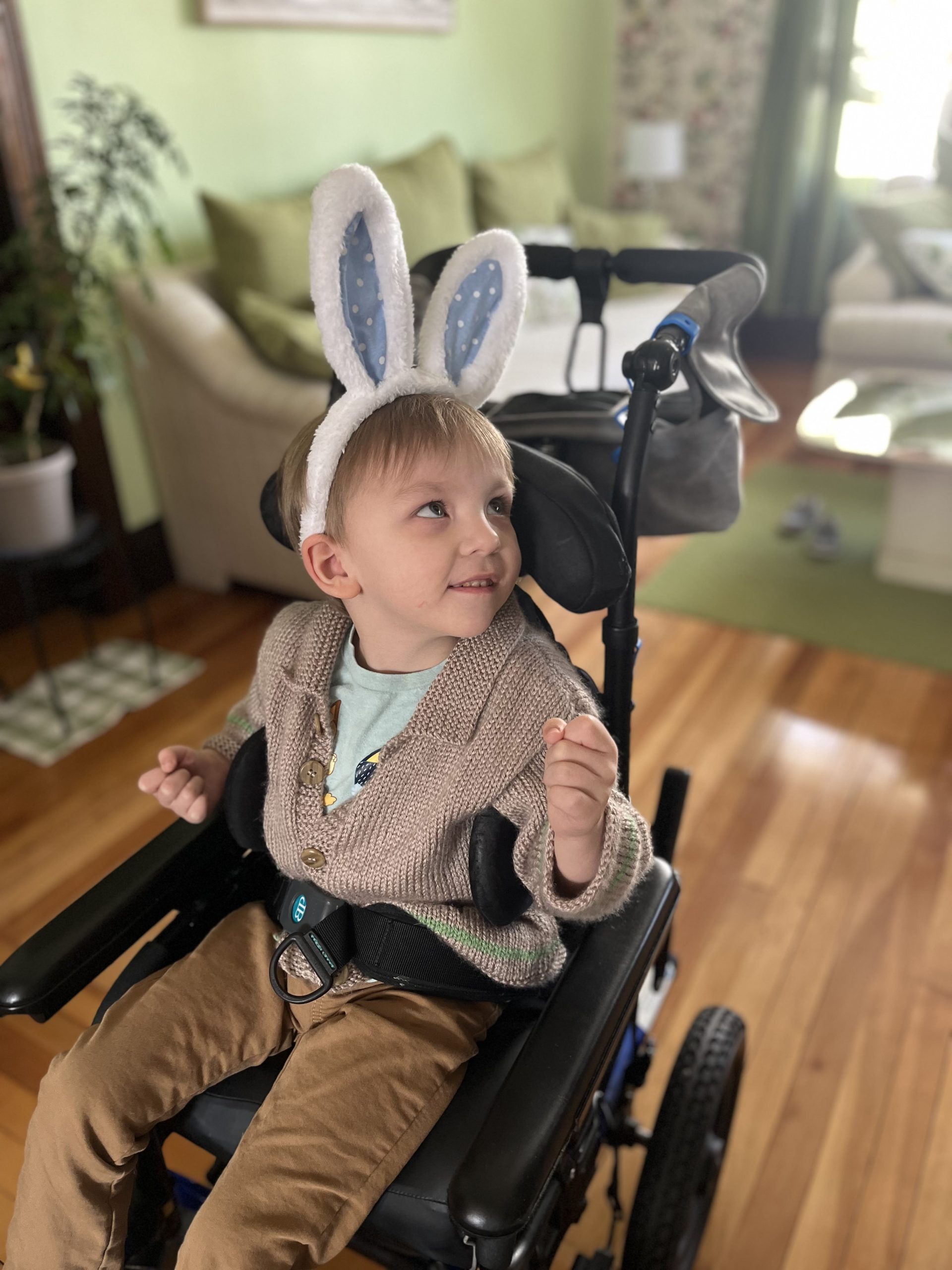 Parents of baby with ‘self-harm’ syndrome share first warning sign that ...