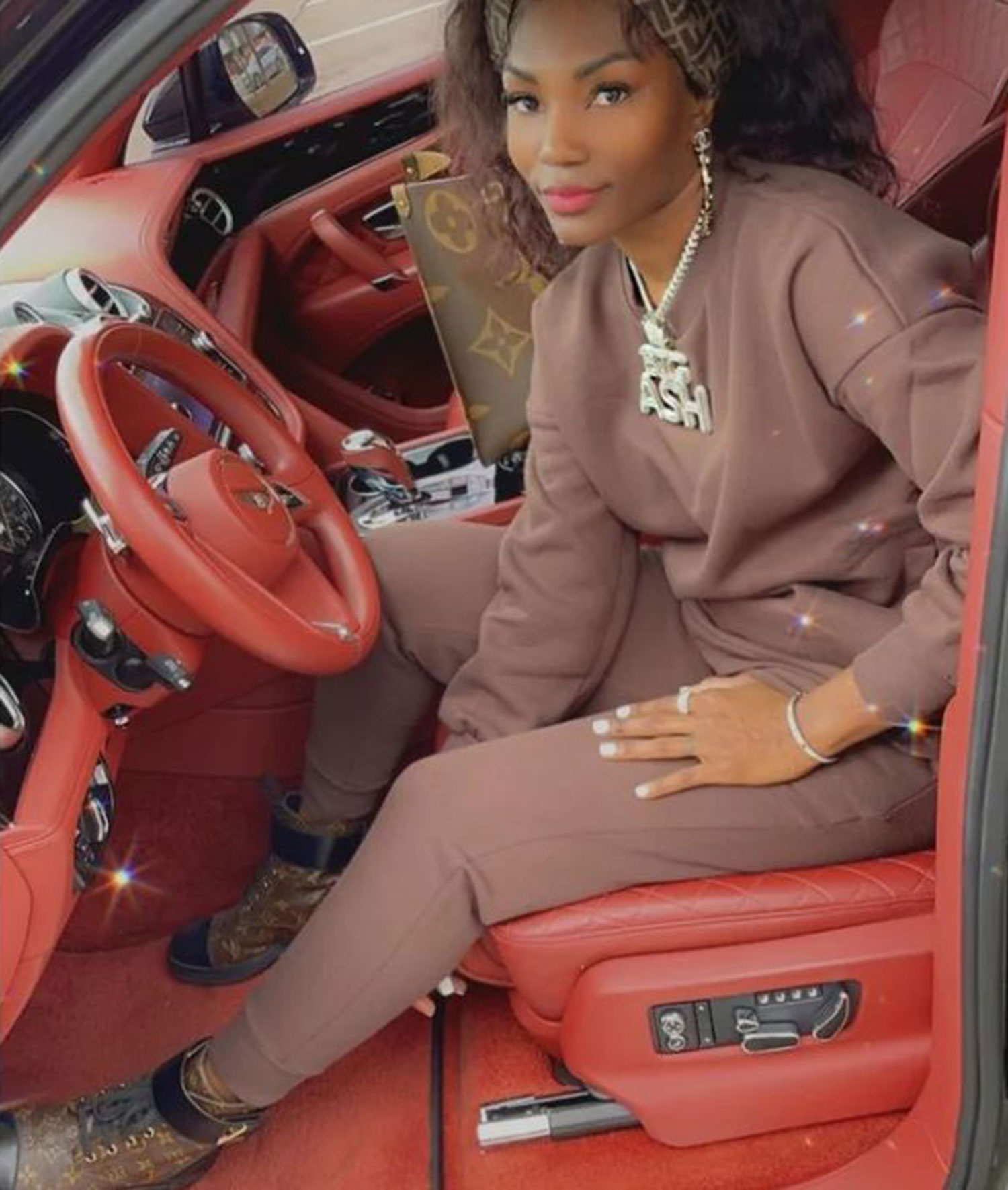 Influencer who tried to hire KILLER to silence her rivals is jailed for ...
