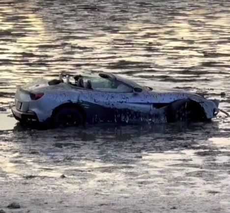 Drunk driver takes wrong turn as Ferrari ends up in muddy estuary – 'He ...