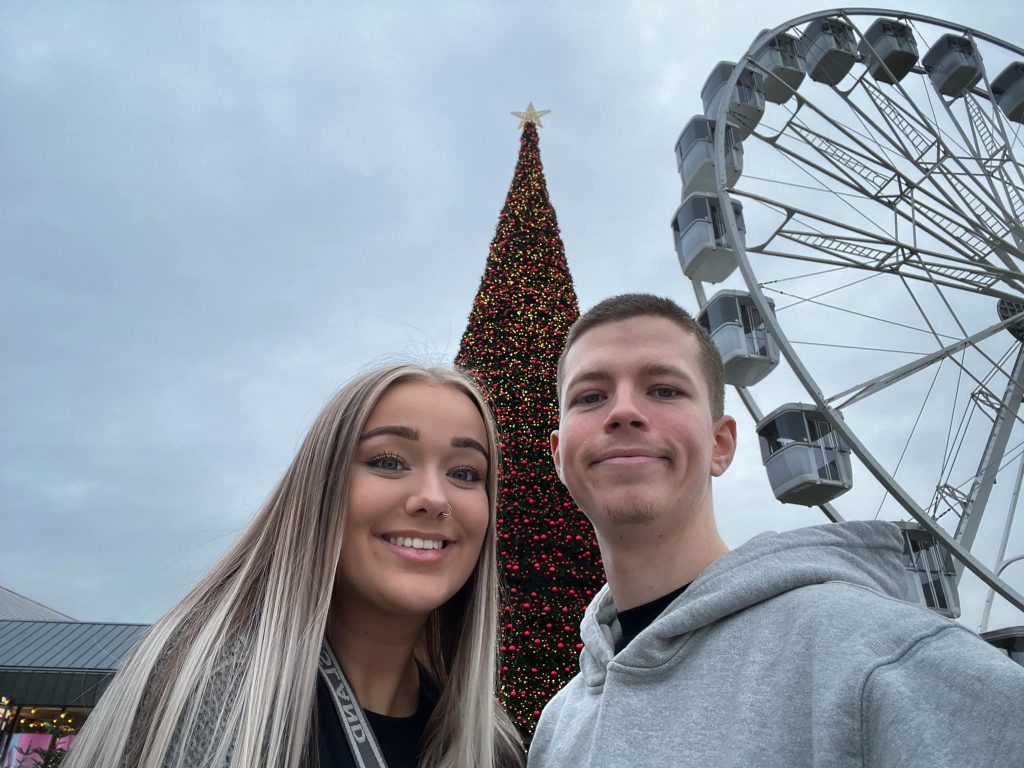 ‘I was a Jehovah's Witness – my family cut me off when I fell in love ...