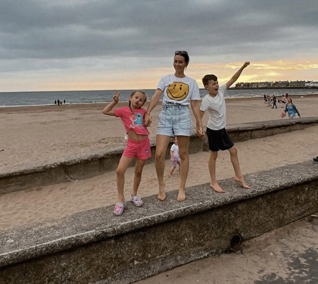 Footballer’s wife raises £100,000 for cancer treatment after ‘gut ...