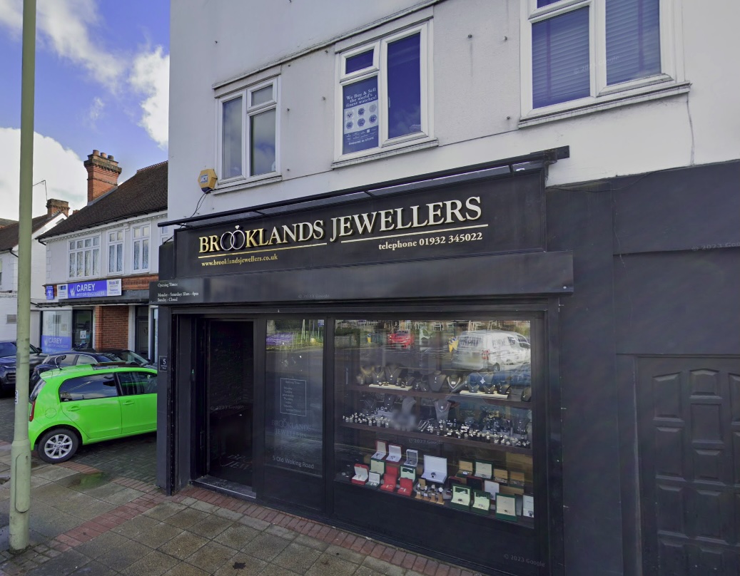 Jewellers ram-raided by crooks ‘using stolen Mini’ to smash their way ...