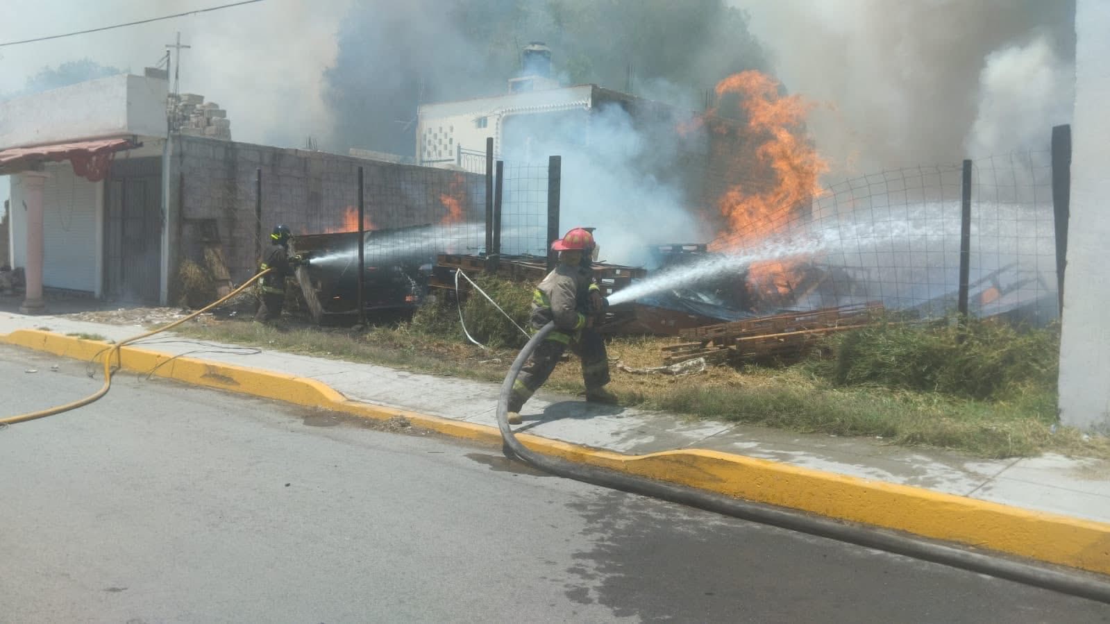 Giant explosion at fireworks factory sends people running for their ...