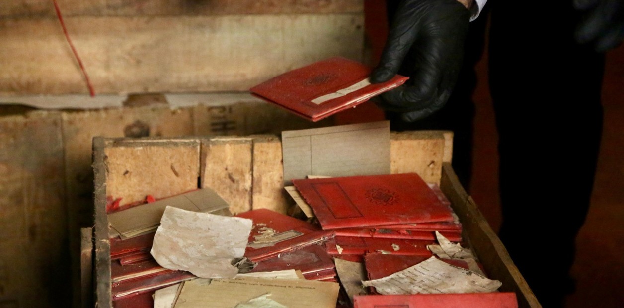 Nazi documents found during basement renovation | Need To Know