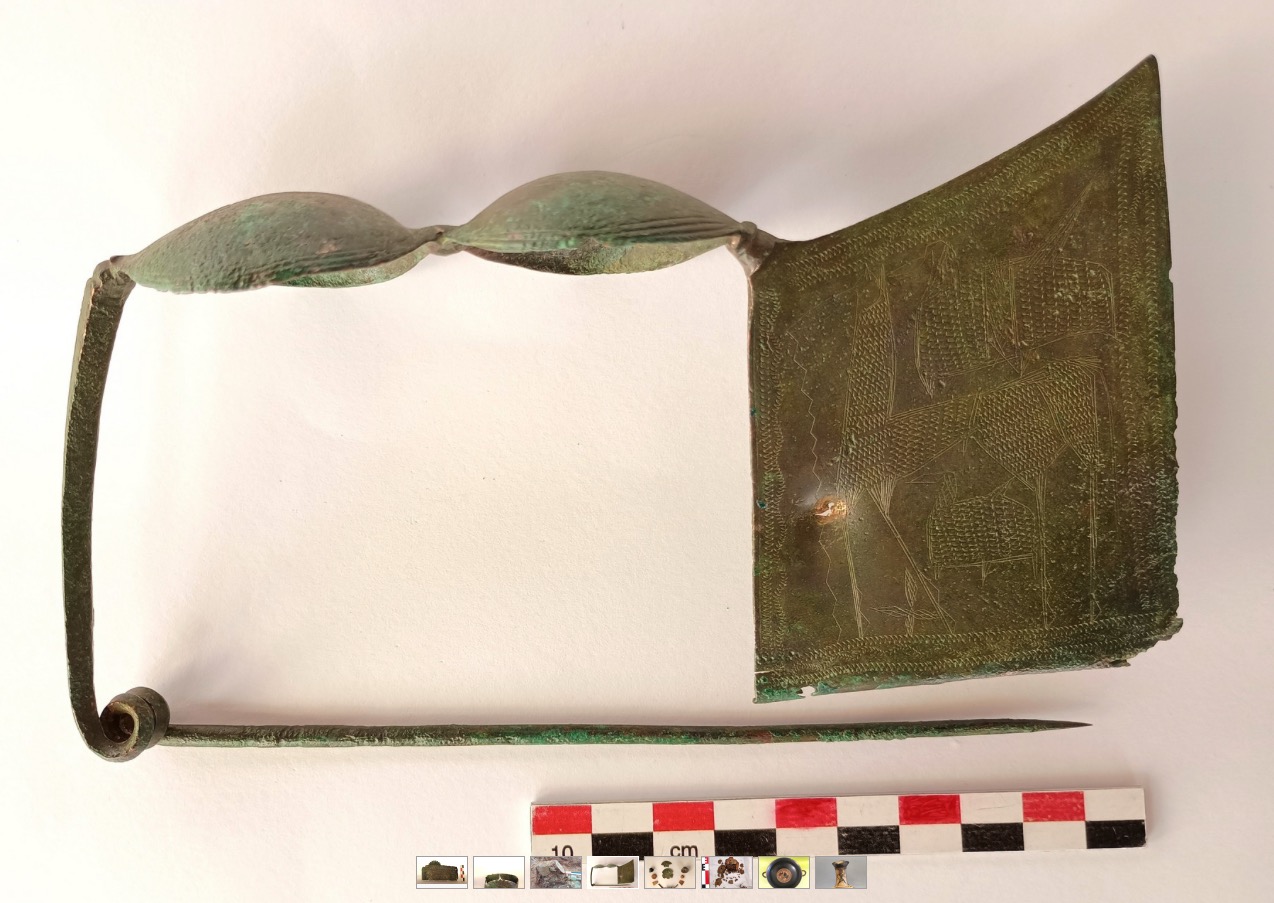 Scientists find 2,700-year-old remains of woman wearing bizarre upside ...