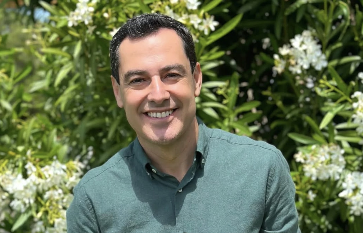 Top politician under fire for ‘blacking up’ at parade | Need To Know