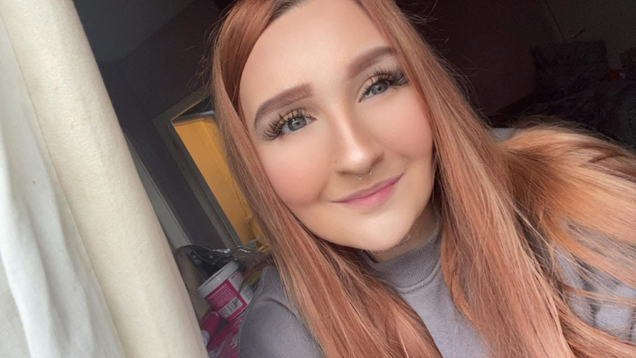 Mum-of-two's gambling addiction left her in £35,000 worth of debt and ...